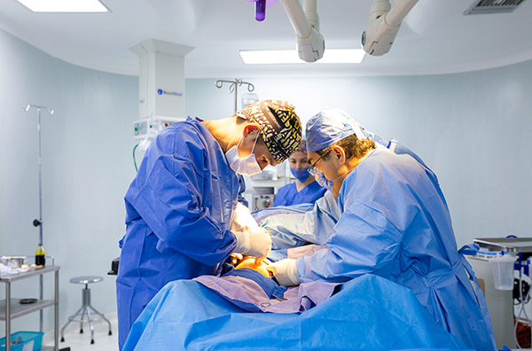 All You Need to Know About Hip Surgery at Hospitals CMQ